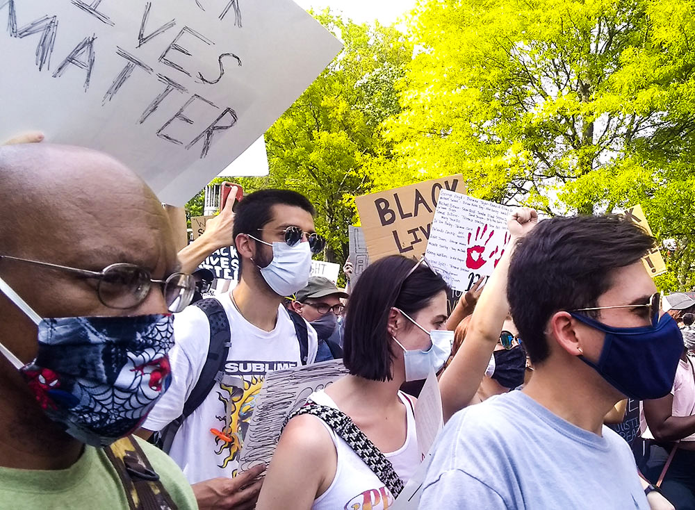 Teen students lead Nashville’s largest ever protest against racist ...